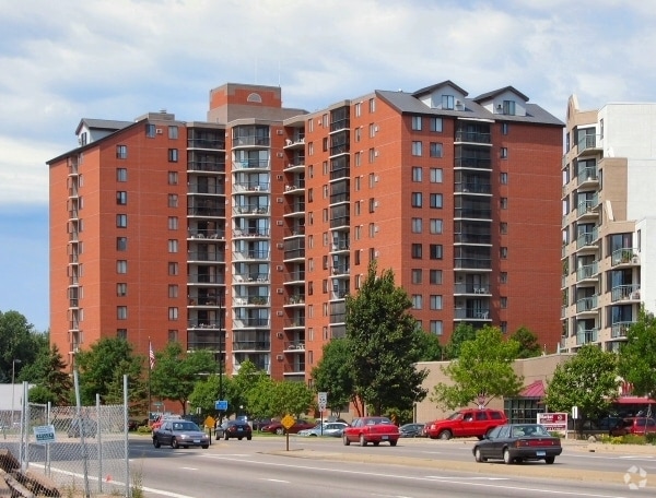 Woodlake Point Condominiums - Apartments in Richfield, MN | Apartments.com