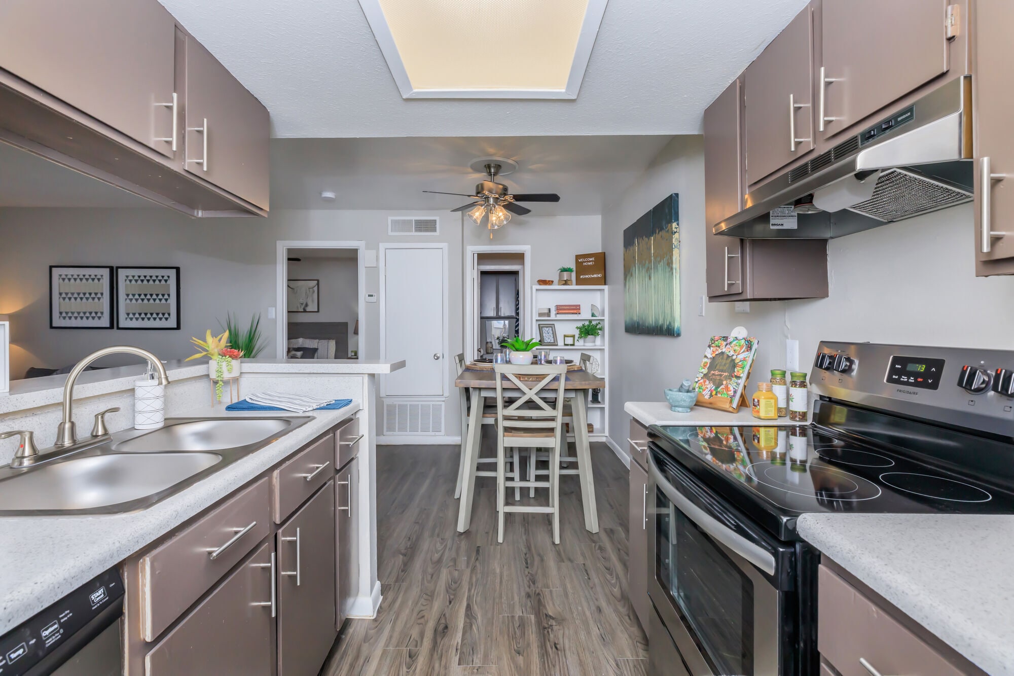 Shadow Bend Apartments - 6838 Everhart Rd Corpus Christi, TX 78413 ...