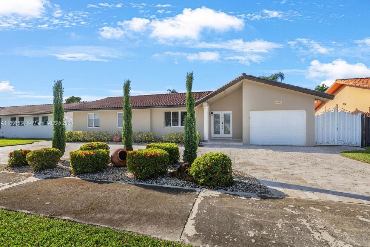 14020 SW 38th St, Miami, FL 33175 - House Rental in Miami, FL ...