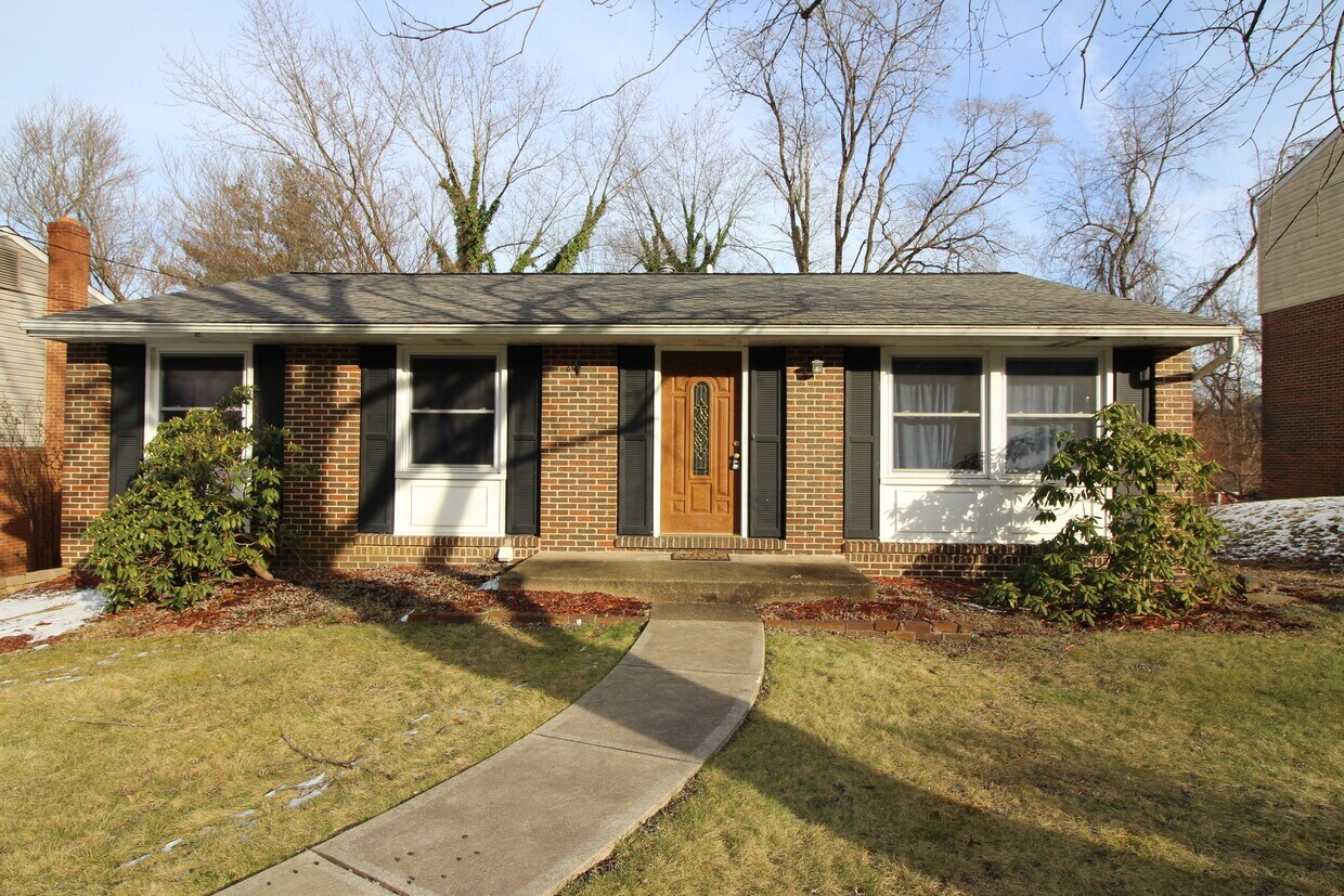 517 Malabar Dr, Plum, PA 15239 - House Rental in Plum, PA | Apartments.com