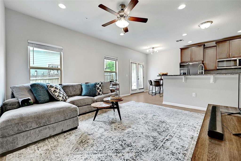 7202 Redding Dr Austin, TX 78745 - Alquileres en Austin, TX ...