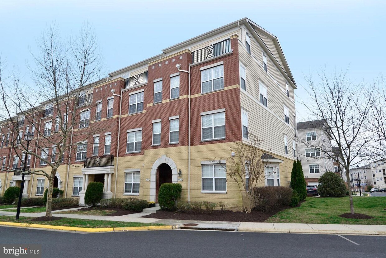 42627 Highgate Terrace, Ashburn, VA 20148 - Condo for Rent in Ashburn ...