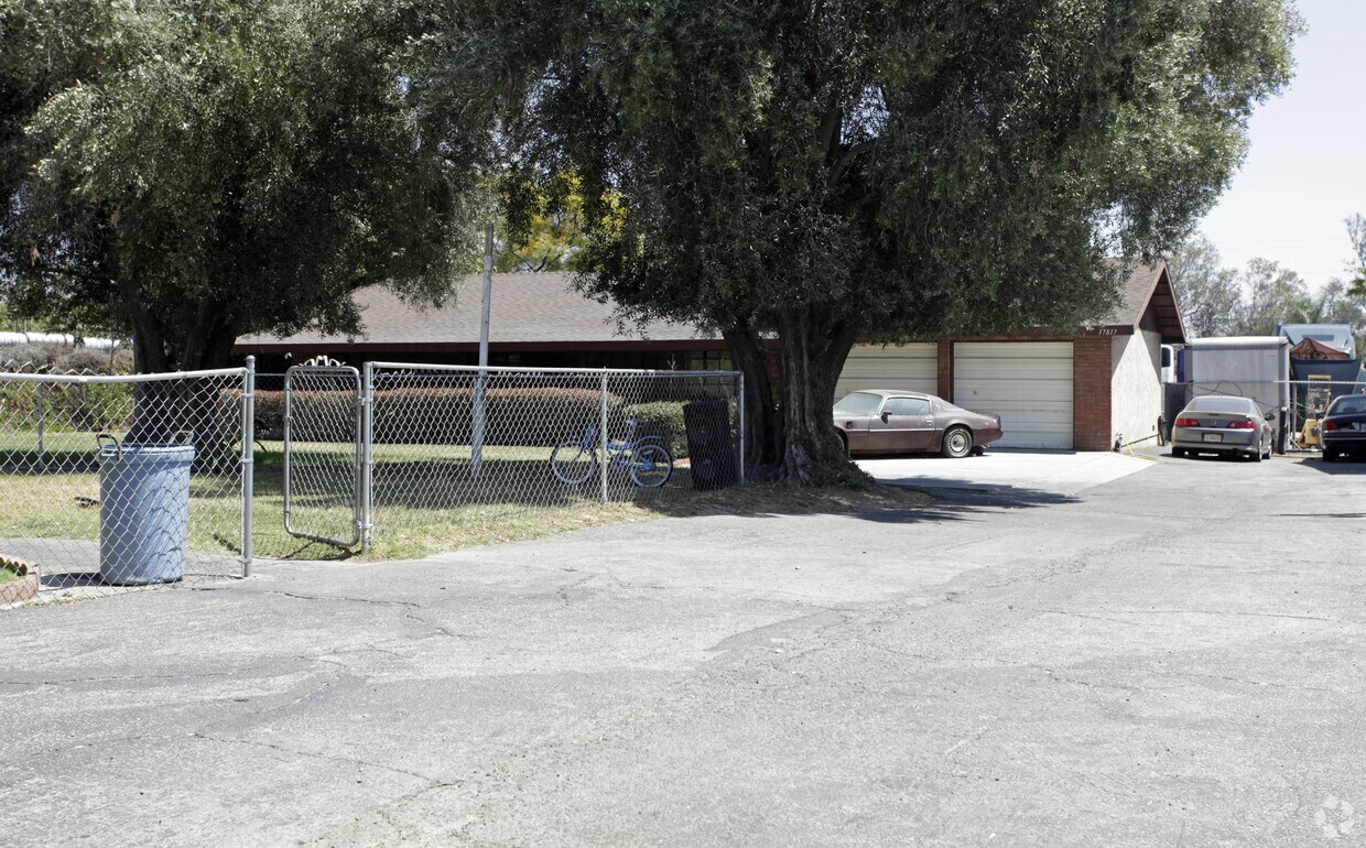 17807-17817 Valley Blvd, Bloomington, CA 92316 - 17807-17817 Valley ...