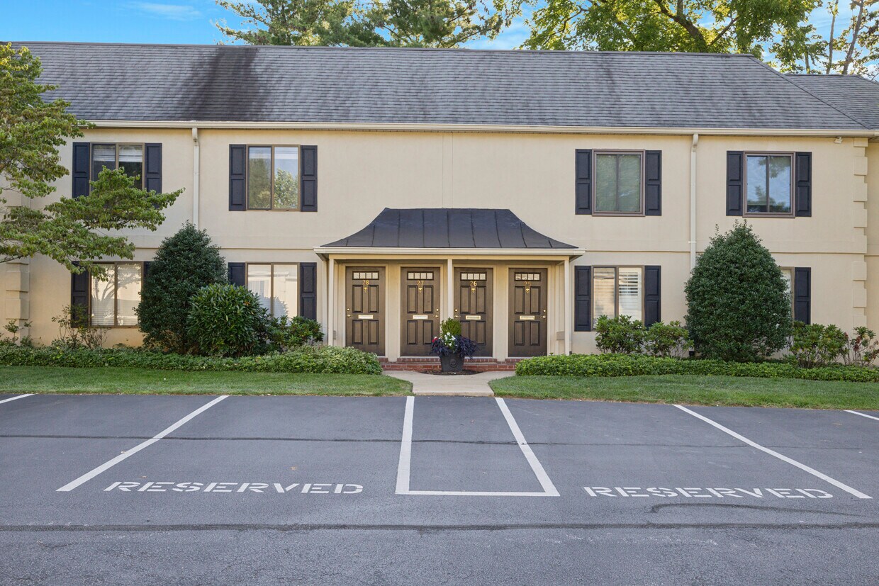 411 W Conestoga Rd Unit 27, Devon, PA 19333 - Condo for Rent in Devon ...