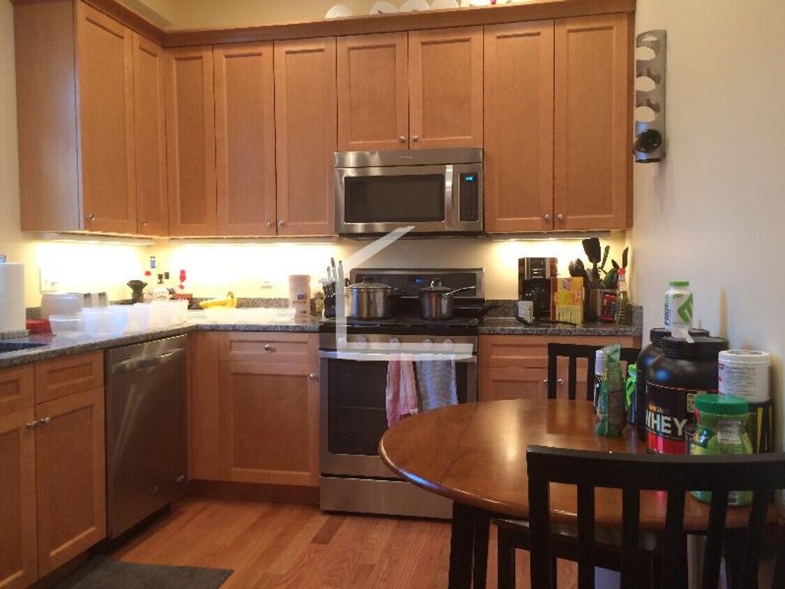 50 Carleton St, Newton, MA 02458 - House Rental in Newton, MA ...