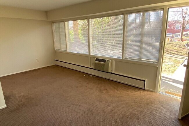 Westover Court Apartments - Apartments in Arlington, VA | Apartments.com