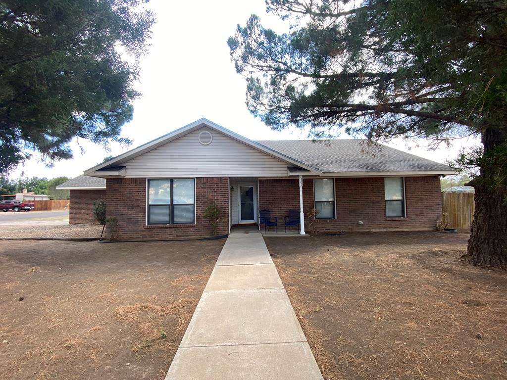 1301 Fighting Buck Ave, Alpine, TX 79830 - House Rental in Alpine, TX ...