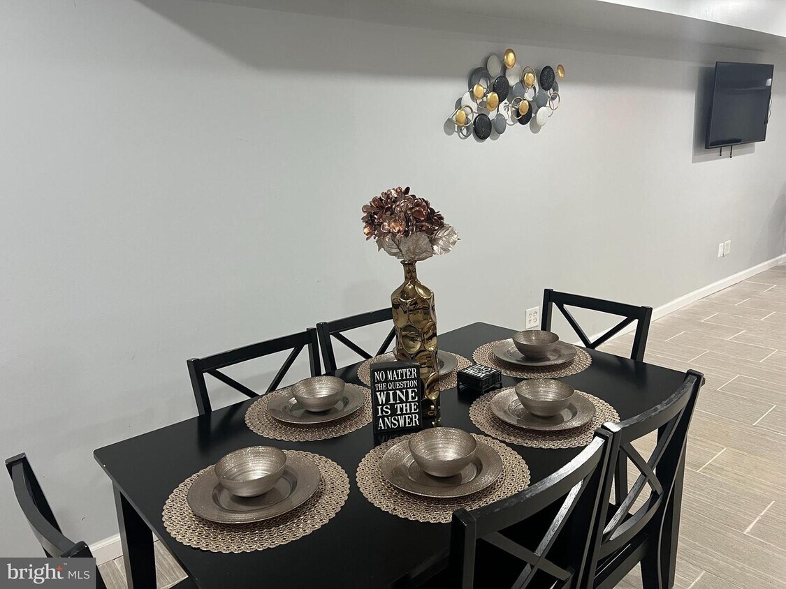 1918 N Charles St, Baltimore, MD 21218 - Townhome Rentals in Baltimore ...