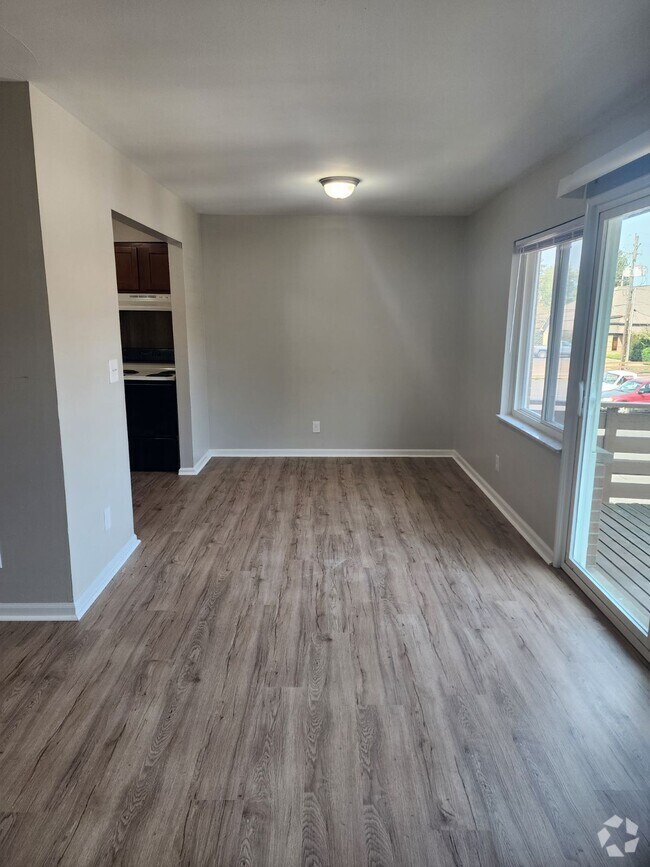 Log Pond Run Acres Student Apartments for Rent - Newark, OH - 2 Rentals ...