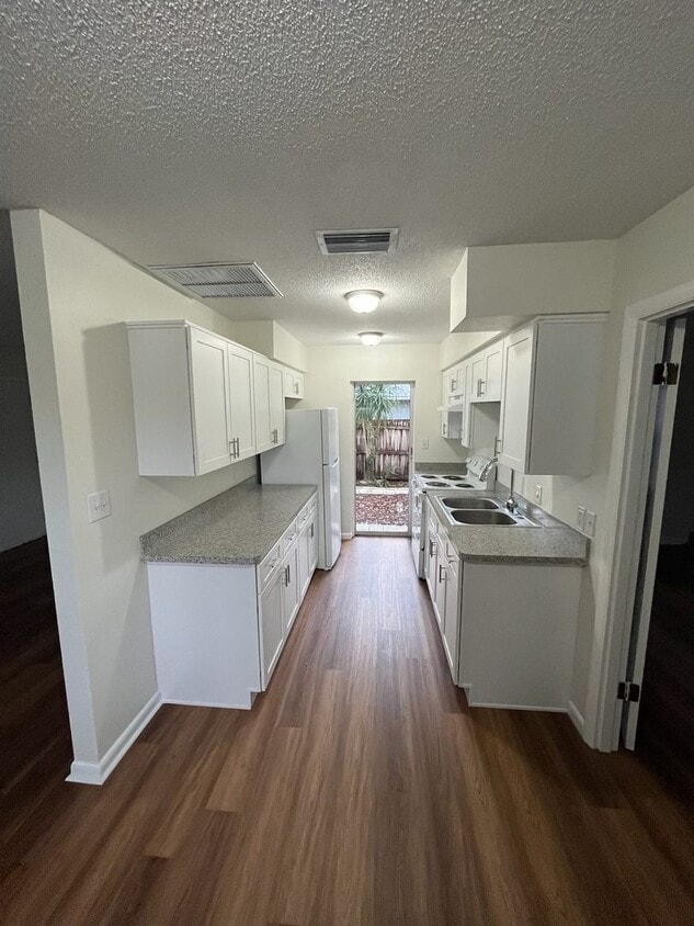 420 Allamanda Dr Unit 420ALL, Lakeland, FL 33803 - Room for Rent in ...