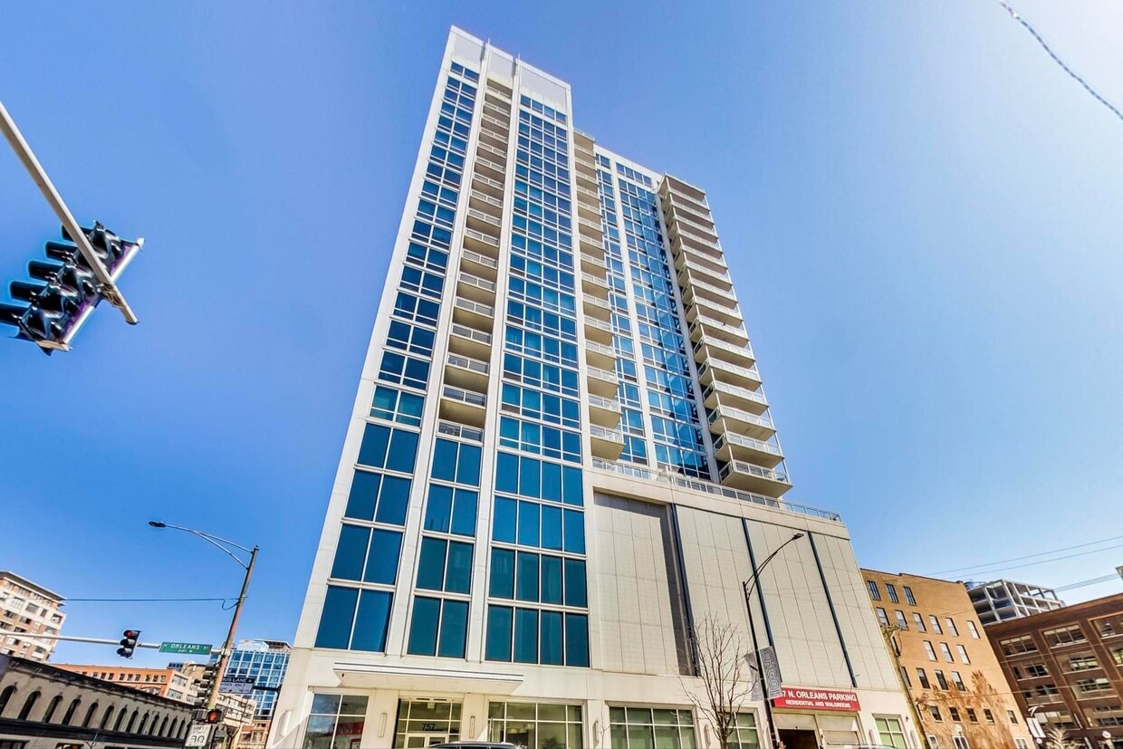 757 N Orleans St Unit 601, Chicago, IL 60654 - Condo for Rent in ...
