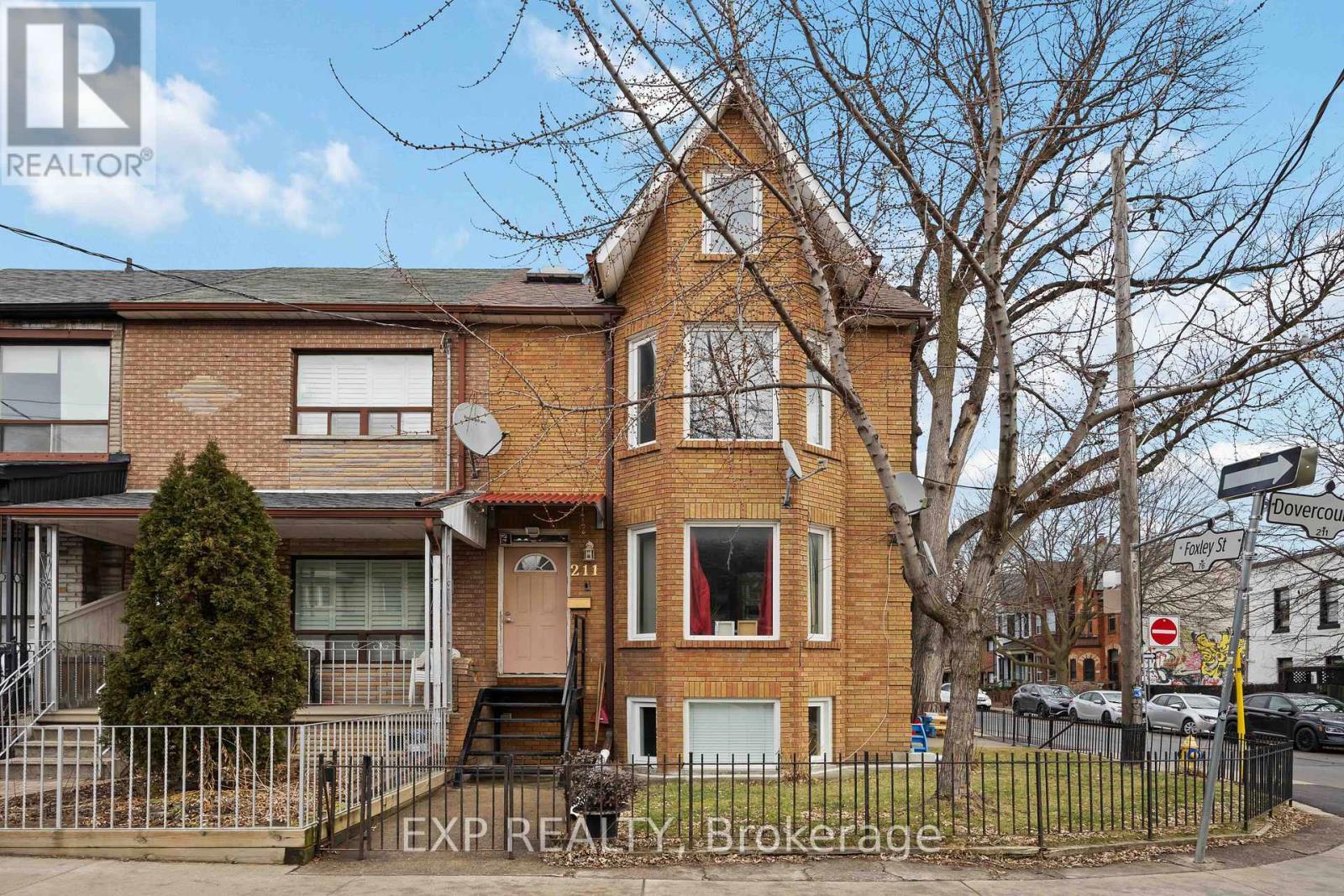 211 Dovercourt Rd Unité Upper, Toronto, ON M6J 3C9 - Appartement à ...