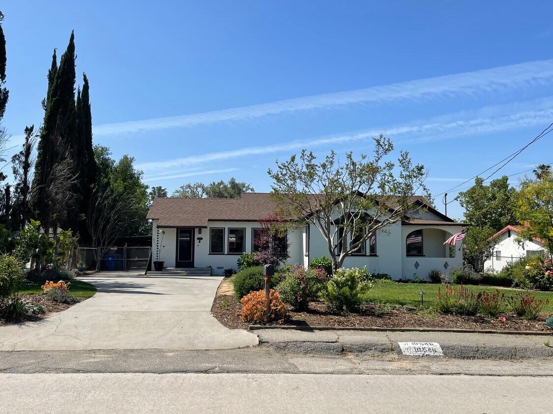 10546 Penrose St, Sun Valley, CA 91352 - House Rental in Sun Valley, CA ...