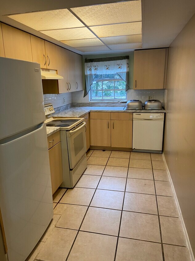 14458 Reuter Strasse Cir Unit 705, Tampa, FL 33613 - Condo for Rent in ...