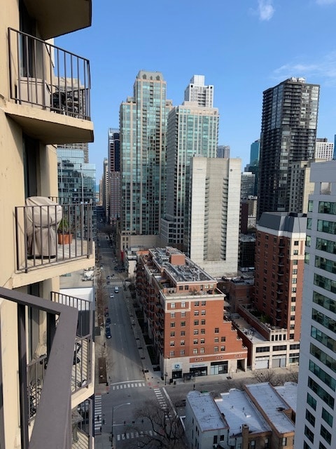 70 W Huron St Unit 2410, Chicago, IL 60654 - Condo for Rent in Chicago ...