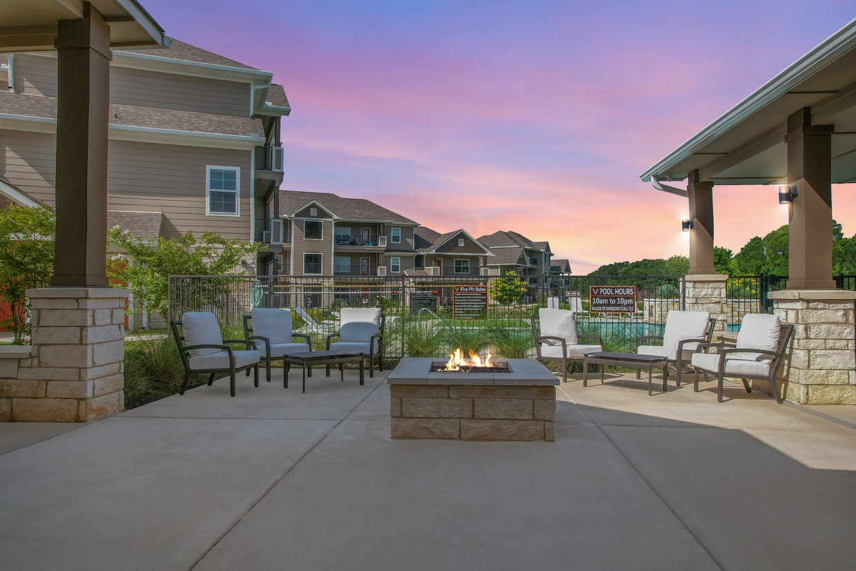 Village at Pepper Creek Apartments - 5801 W Adams Ave Temple, TX 76502 ...