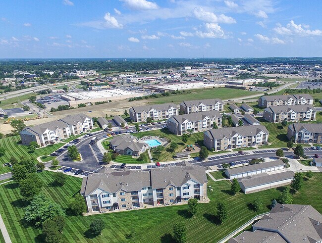 The Overlook Apartments - 1310-1336 SW Overlook Dr Topeka, KS ...