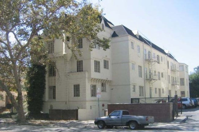 Chateau Rossmore Rentals - Los Angeles, CA | Apartments.com