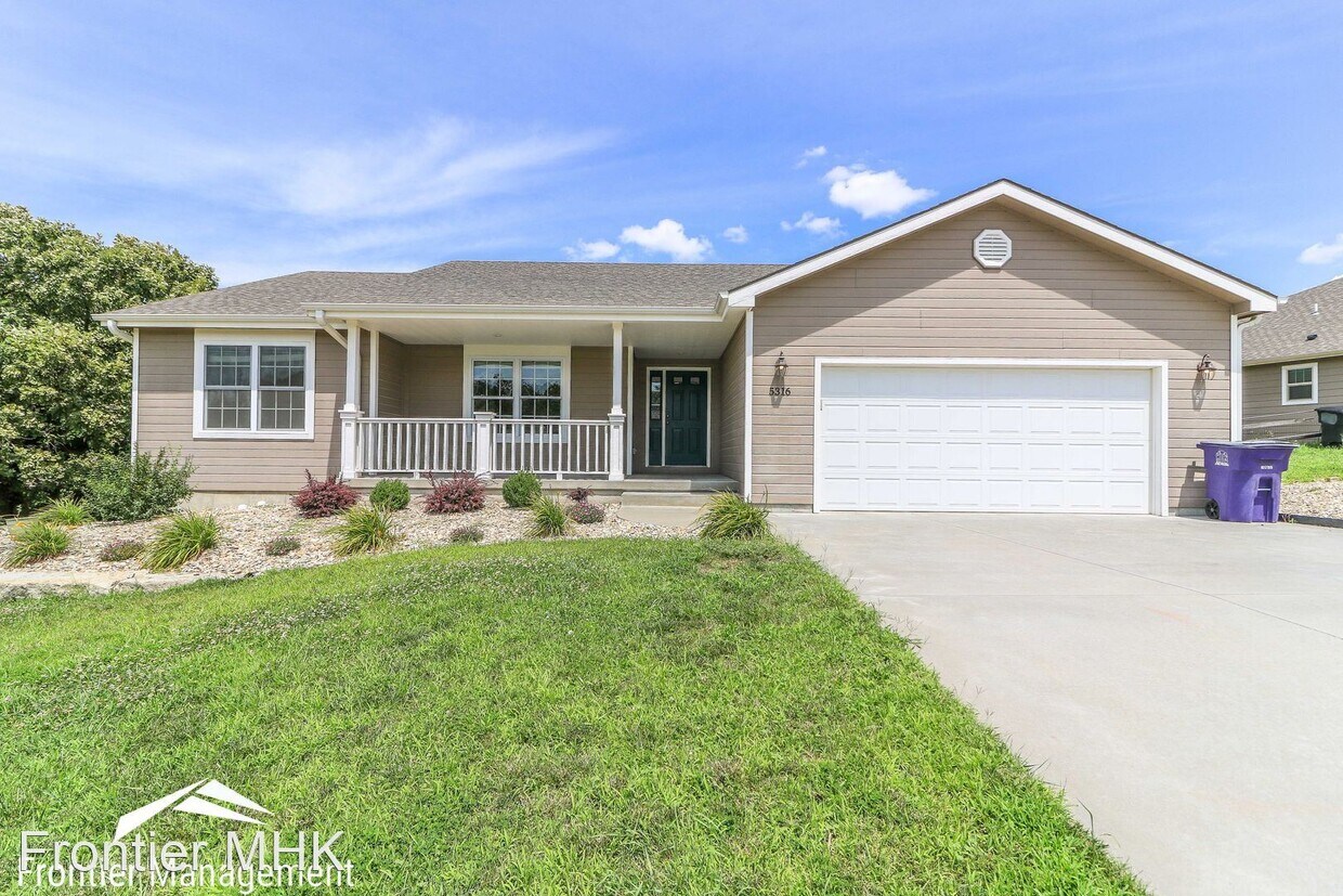 5316 Stone Crest Dr, Manhattan, KS 66503 - House Rental in Manhattan ...