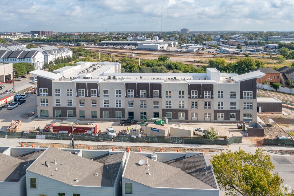 Sunrise Lofts - Apartments in Houston, TX | Apartments.com