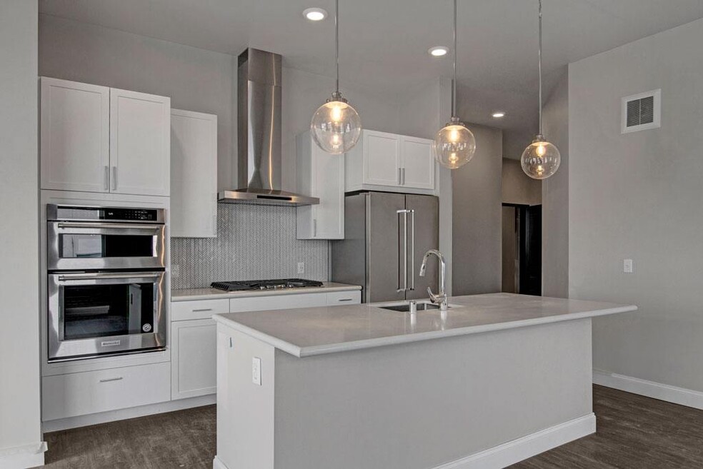 Apartments for Rent with Air Conditioning in Birchwood Village MN ...