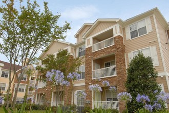 Regent Apartment Homes Rentals - Baton Rouge, LA | Apartments.com