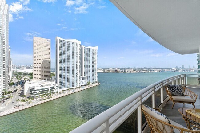 Brickell Apartments for Rent with a Yard - Miami, FL - Updated Today ...