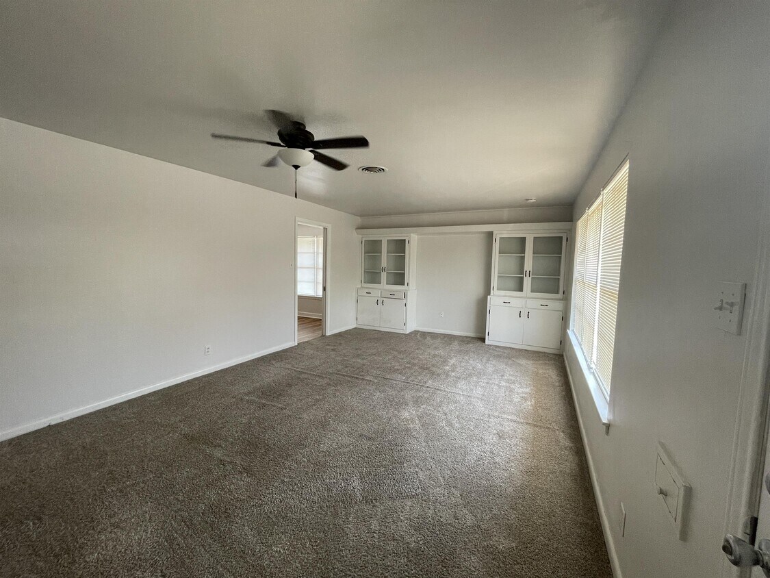 505 Santa Monica Pl, Corpus Christi, TX 78411 - House Rental in Corpus ...