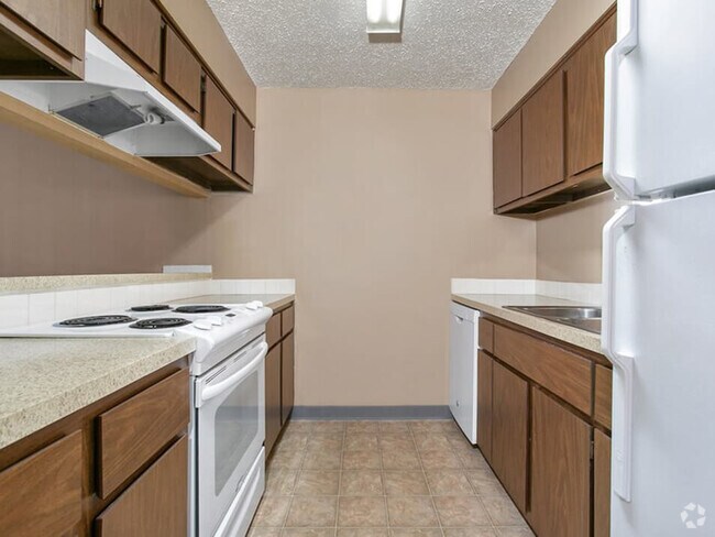 Eastmoor Apartments for Rent with a Swimming Pool - Wichita, KS - 10 ...