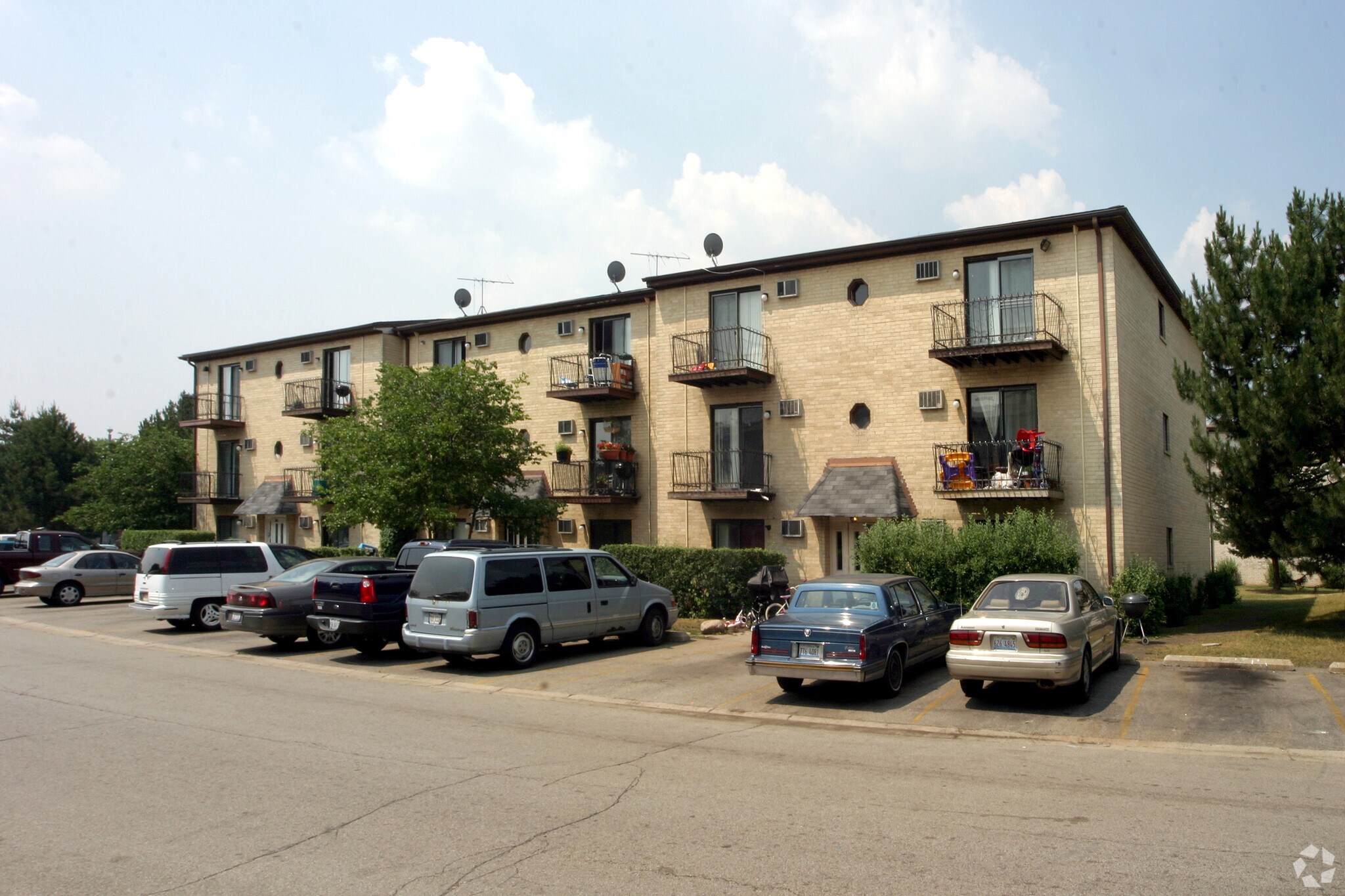 4062 Bonhill Dr, Arlington Heights, IL 60004 - 4062 Bonhill Dr ...