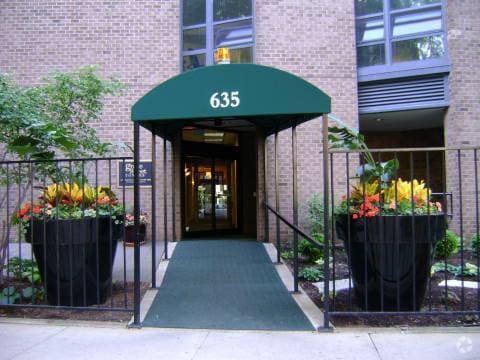 1 Bedroom Apartments for Rent under $1,850 in Lakeview, Chicago ...
