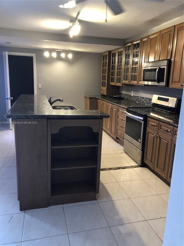 20535 NE 6th Ct, Miami, FL 33179 - Townhome Rentals in Miami FL ...