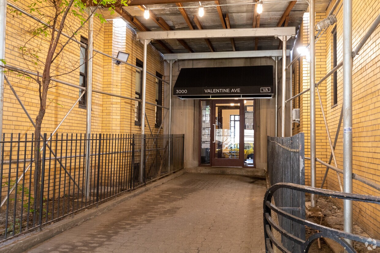 Origin North Valentine - 3000 Valentine Ave Bronx, NY 10458 ...