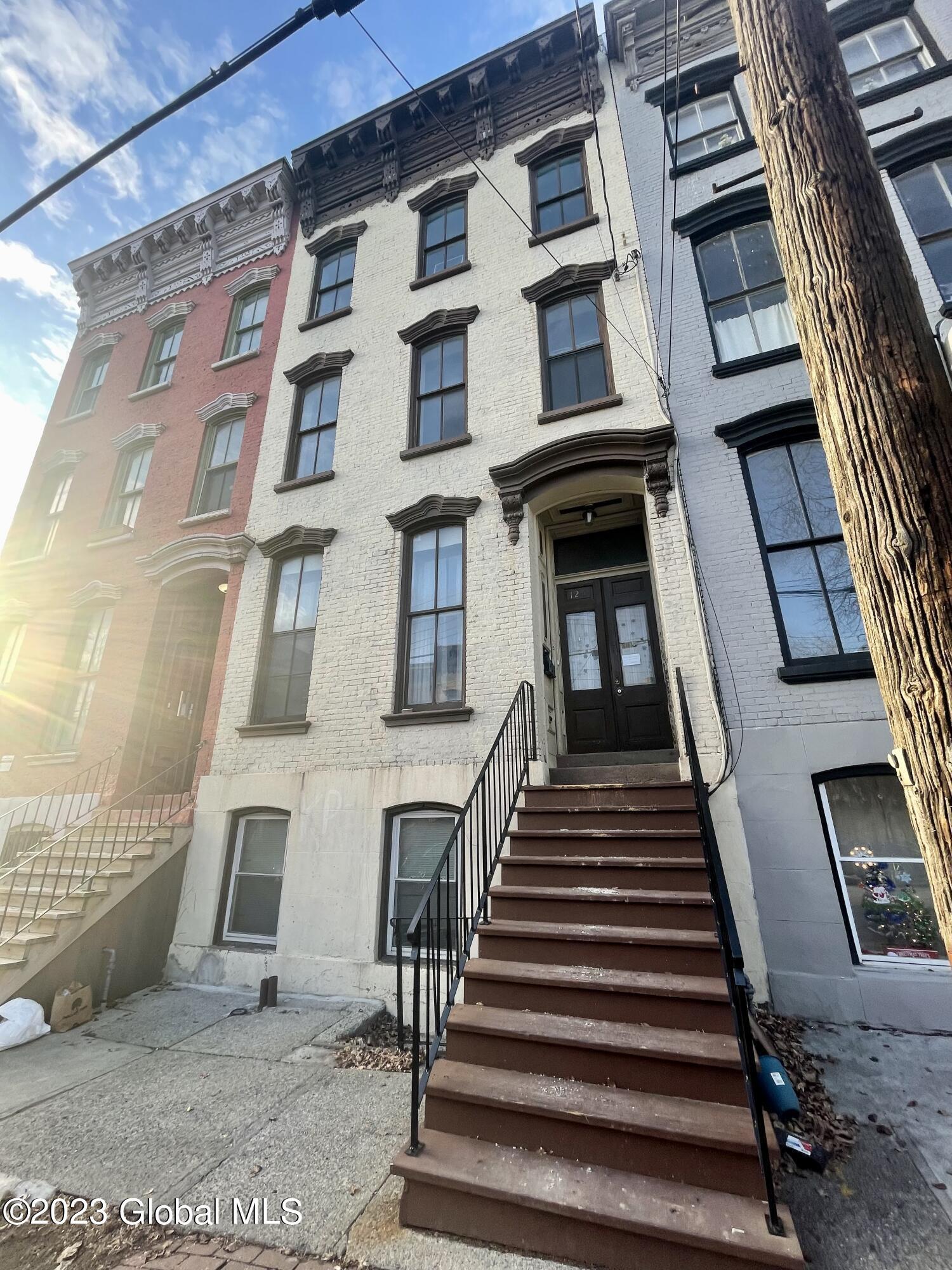 125 Grand St Unit 3, Albany, NY 12202 - Room for Rent in Albany, NY ...