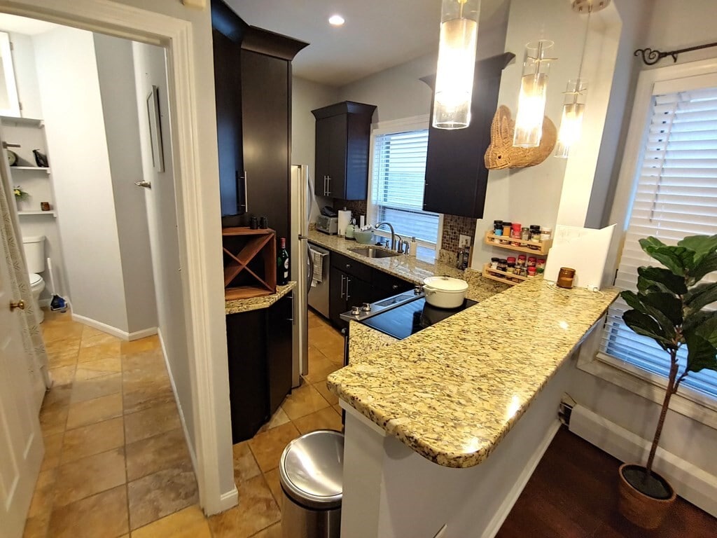 63 West Cedar St Unit #2, Boston, MA 02114 - 63 West Cedar St Boston, MA 02114 | Apartments.com