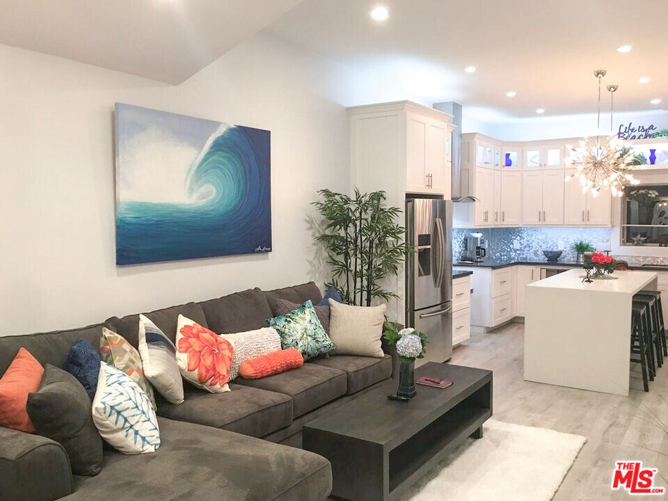 124 Driftwood St Unit 1/2, Marina del Rey, CA 90292 - Condo for Rent in ...