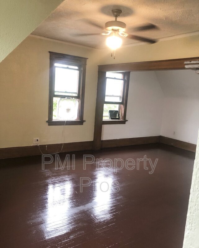 3356 N 21st St, Milwaukee, WI 53206 - Condo for Rent in Milwaukee, WI ...