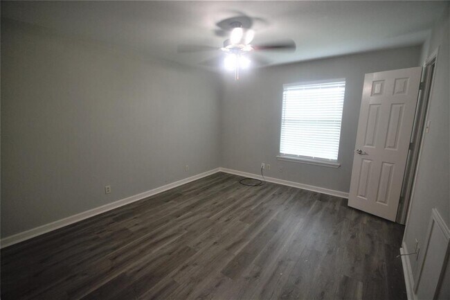 13115 Hwy 6 Unit 3, Rosharon, TX 77583 - Room for Rent in Rosharon, TX ...