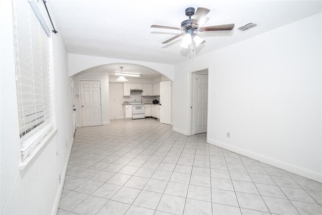 7237 Cook Rd, Houston, TX 77072 - House Rental in Houston, TX ...