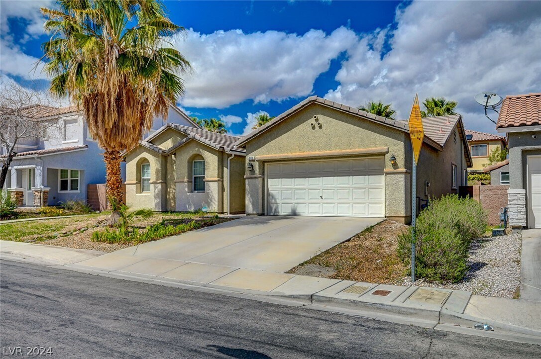 908 Cypress Gold Ct, North Las Vegas, NV 89031 - House Rental in North ...