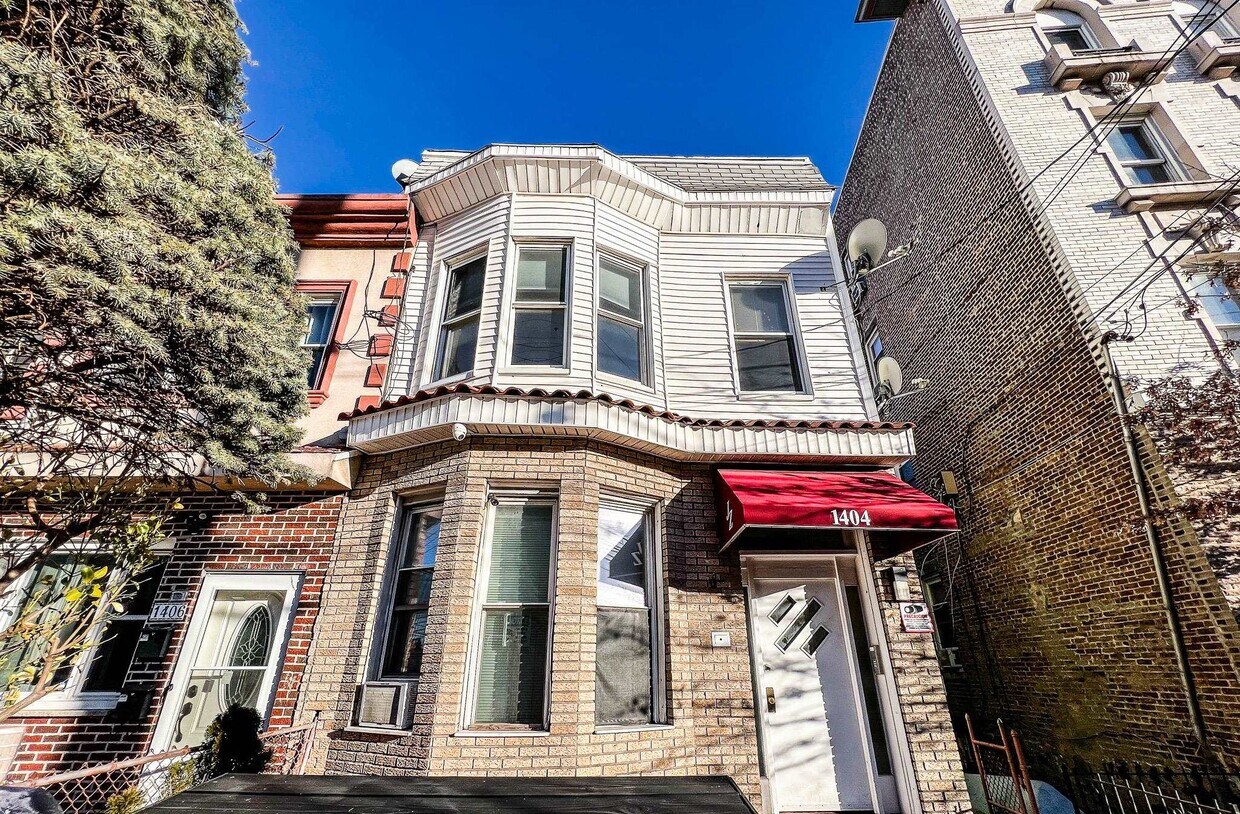 1404 Palisade Ave, Union City, NJ 07087 - Condo for Rent in Union City ...