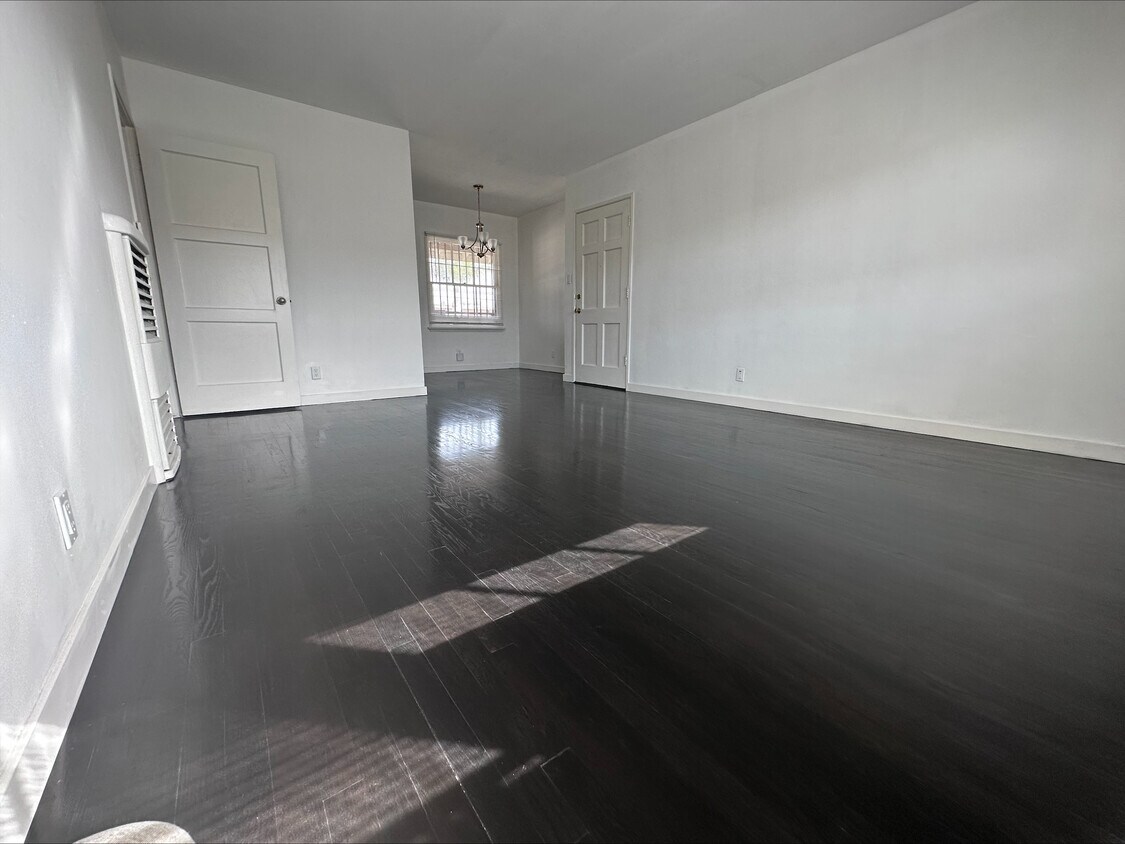 2104 Delaware Ave, Santa Monica, CA 90404 - Apartments in Santa Monica ...