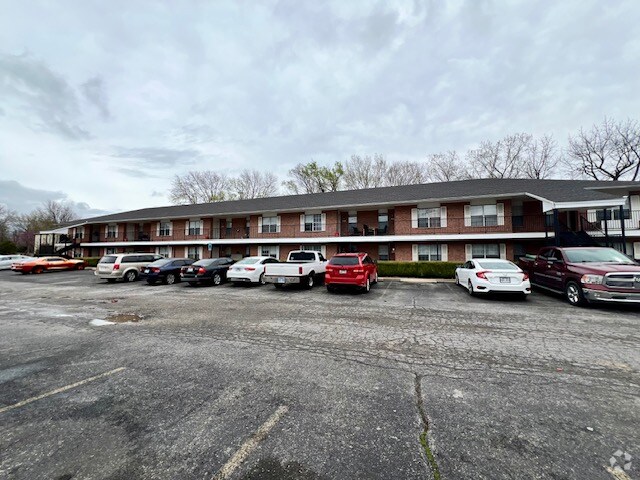 Downtown Springdale Apartments under $900 - Springdale, AR - Updated ...