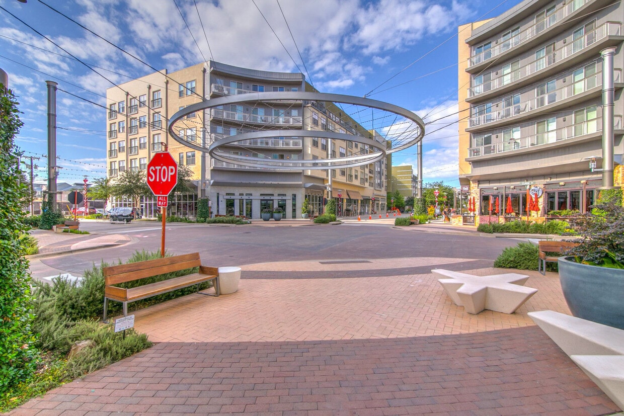 The Lofts at West 7th - 929 Norwood St Fort Worth, TX 76107 ...