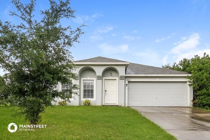 1929 Thorngate Ln, Mascotte, FL 34753 | Apartments.com
