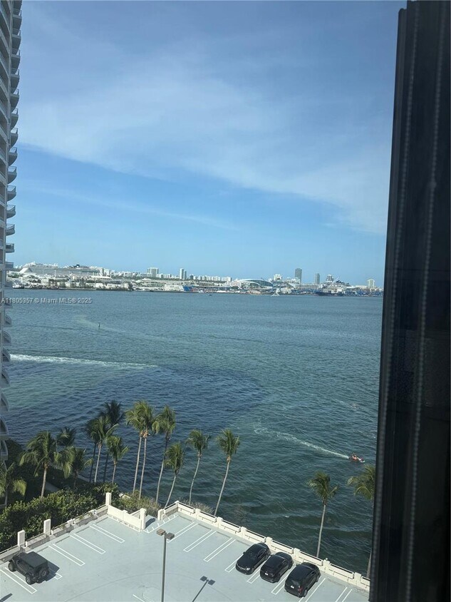 540 Brickell Key Dr Unit 1422, Miami, FL 33131 - Condo for Rent in ...