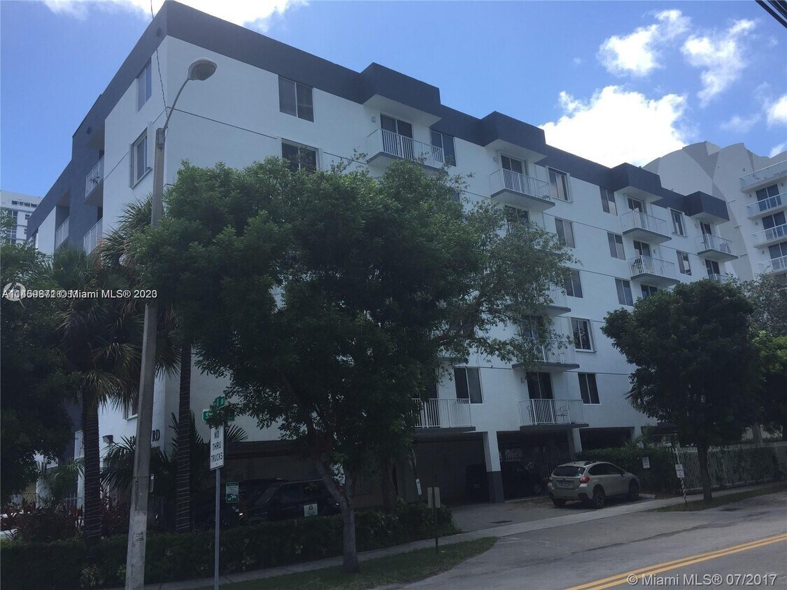 126 SW 17th Rd Unit 301, Miami, FL 33129 - Condo for Rent in Miami, FL ...