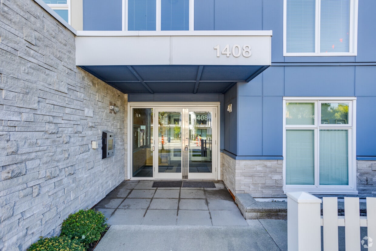Clark Park by Conwest Apartments - 1408 15th Av E Vancouver, BC ...