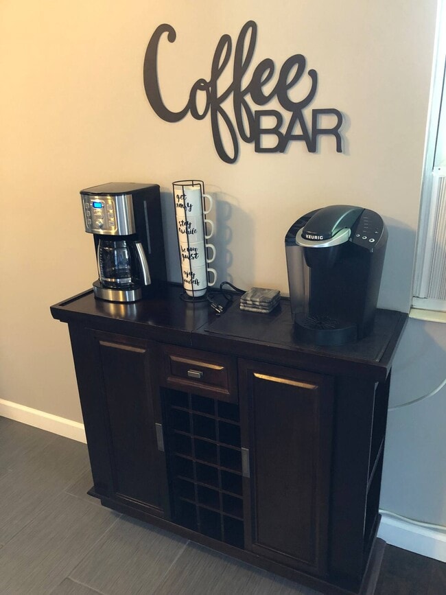 808 W Front St Unit A, Traverse City, MI 49684 - 808 W Front St ...