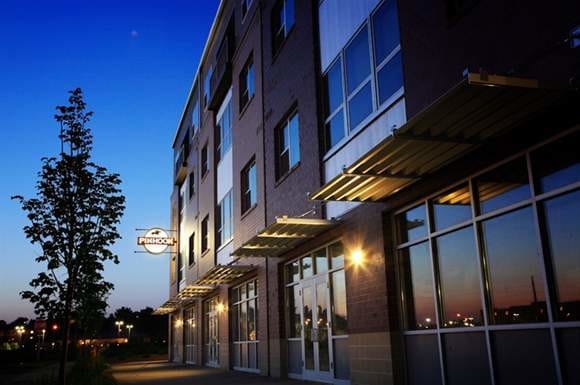 Pinhook Flats at Aksarben Village Apartments - 6440 Cedar Plaza Omaha ...